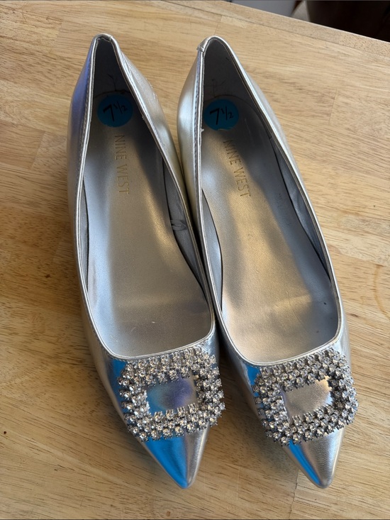 Nine West | Shoes | Nine West Metallic Silver Pointed Toe Flats With ...